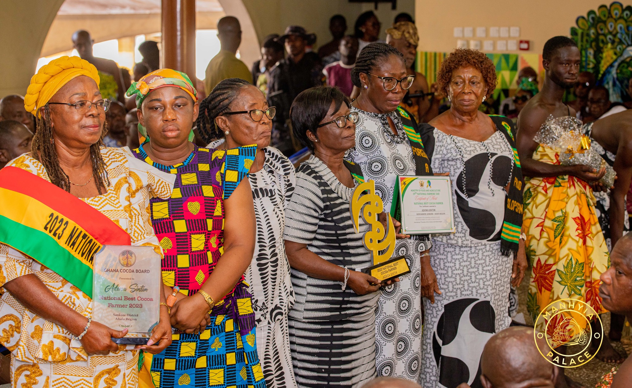 National Best Cocoa Farmer Showcases Achievements At Manhyia Palace ...