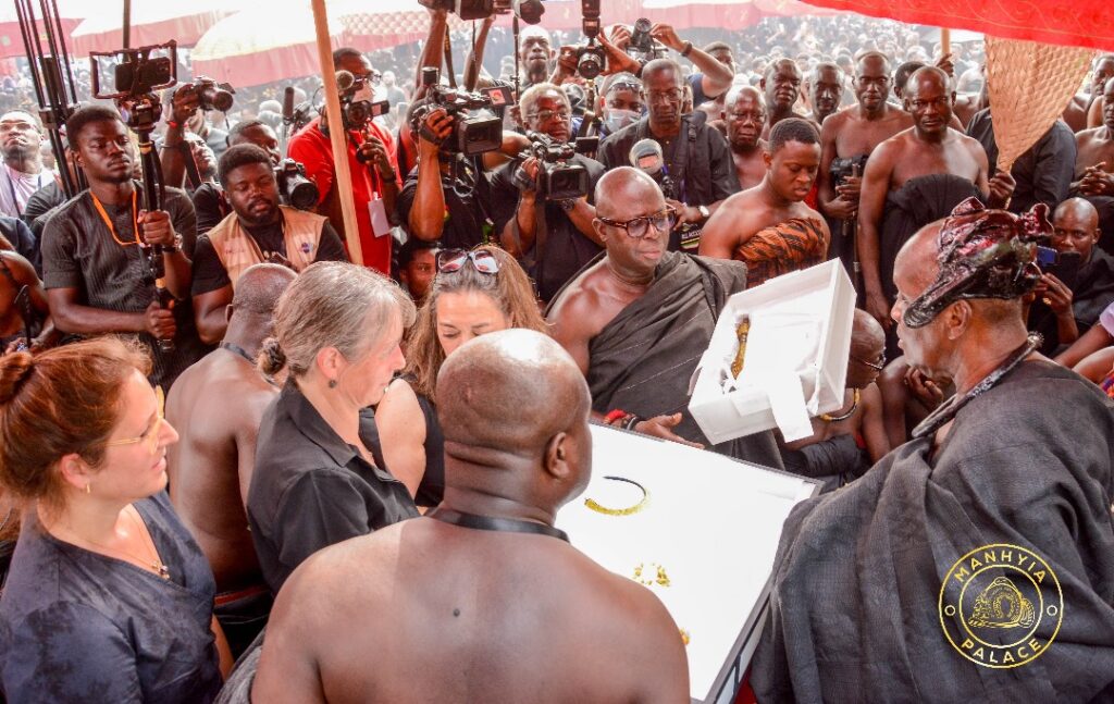 Fowler Museum Returns ‘Stolen’ Asante Artefacts to Otumfuo – Manhyia Palace